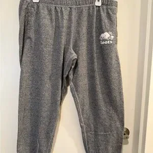 Roots | Pants & Jumpsuits | Roots Heather Gray Joggers | Poshmark